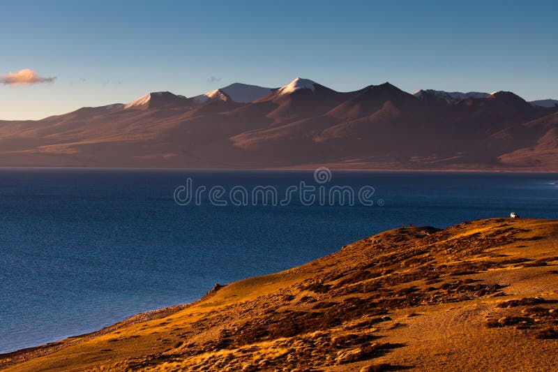 Sunrise by Lake Mapam Yum Co Stock Image - Image of nalakankar, morning ...