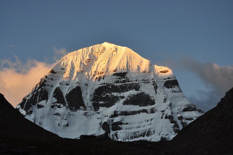 Sunrise at Mount Kailash stock photo. Image of cold, peak - 26060676