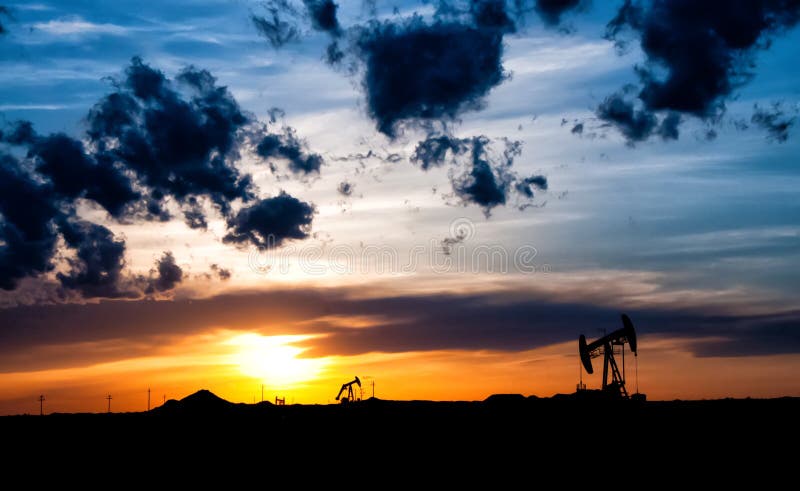 Oil Fields Stock Images - Download 7,922 Royalty Free Photos