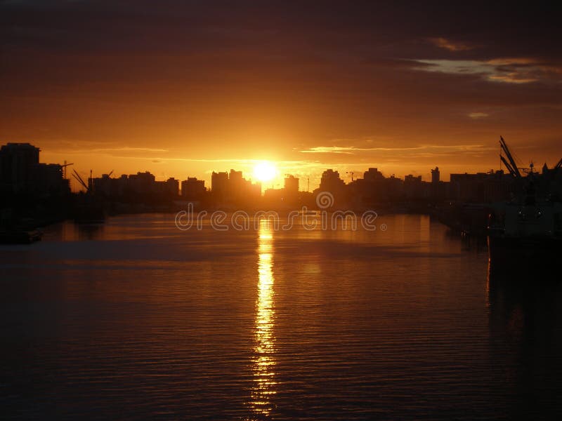 Sunrise over the city stock image. Image of cloud, sunrise - 4776173