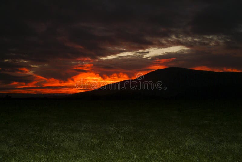 Sunrise Over Cumbrian Mountain Stock Image - Image of england, cumbrian ...