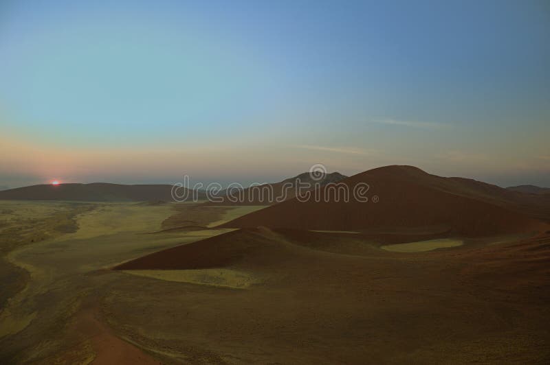 Deadvlei (Namib desert) stock photo. Image of dead, namib - 5136838
