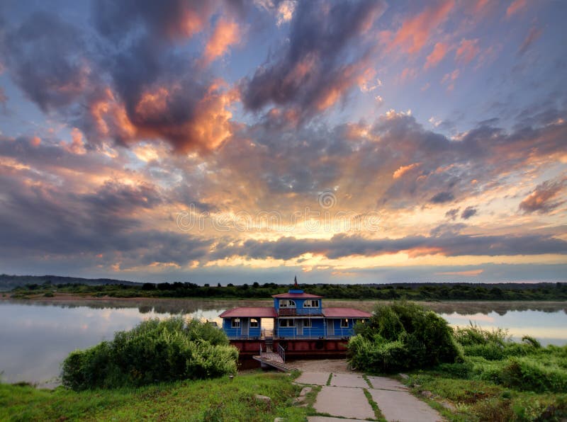 Arrow Island on Mississippi Stock Image - Image of travel, bridge: 26919503