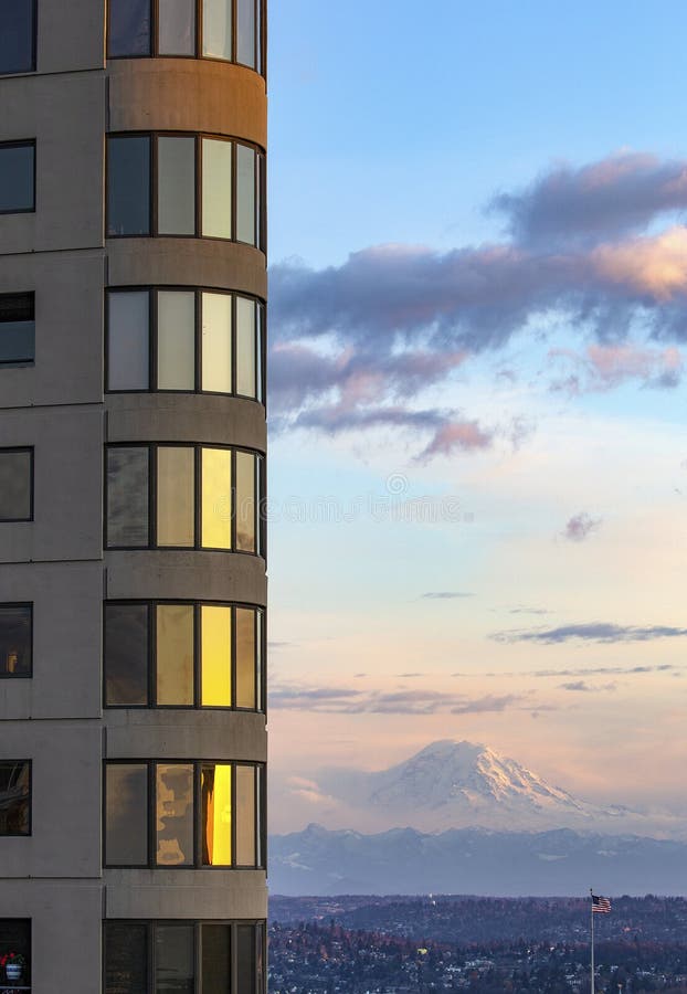 Sunrise over Seattle stock photo. Image of business - 165462870