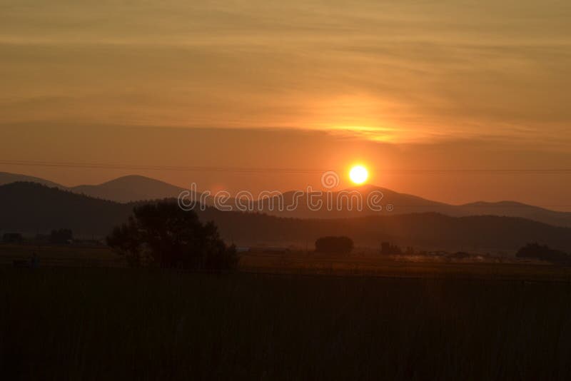 Sunrise over the valley stock image. Image of sunrise - 43423931