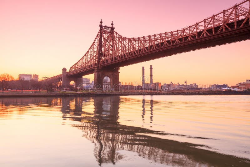 Queen Bridge, New York Skyline Stock Photo - Image of landscape ...