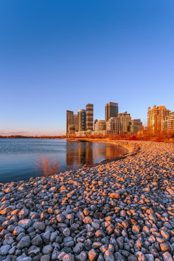 Sunrise at Sheldon Lookout Toronto Stock Image - Image of city, wild ...