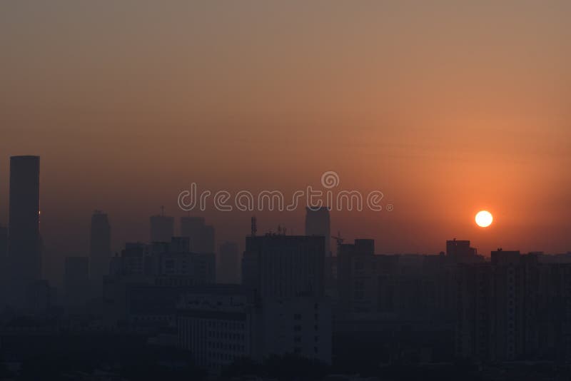 Sunrise & Sunset in the Millennium City. Night View of Metropolis Stock ...