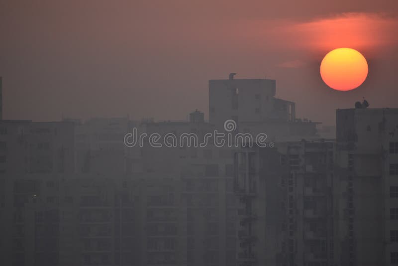 Sunrise & Sunset in the Millennium City. Night View of Metropolis Stock ...