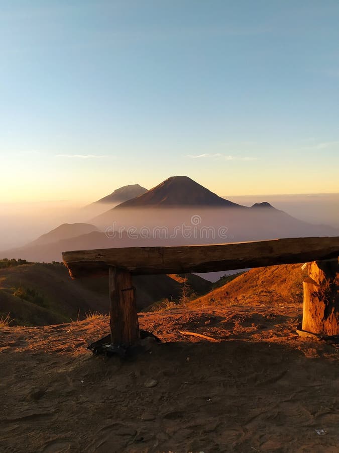 Sunrise at the Top of Prau Mountain Stock Image - Image of dusk ...