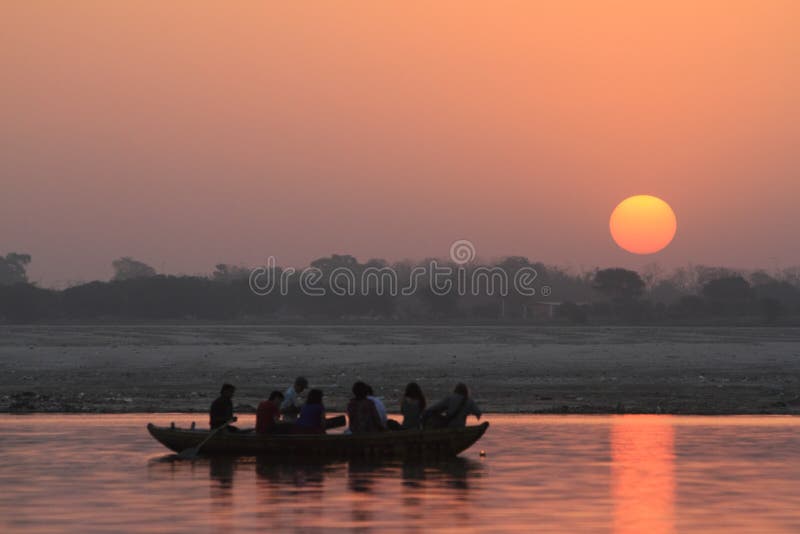 Sunrise in Varanasi editorial stock photo. Image of sunrise - 41184303