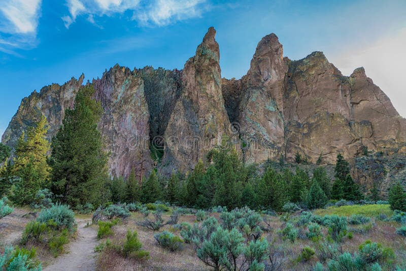 Sunrise View of Smith Rock State Park in Oregon Stock Photo - Image of ...