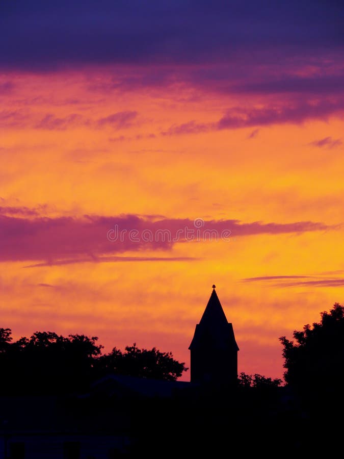 Tillman Building Sunset in Clemson Stock Image - Image of couple ...