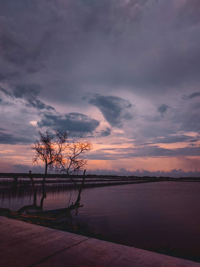 Sunset in the Afternoon in the Lake Stock Photo - Image of enjoying ...