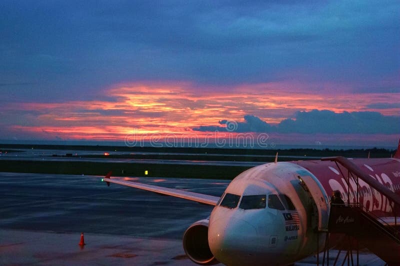 Sunset aircraft editorial photography. Image of kuala - 96470522