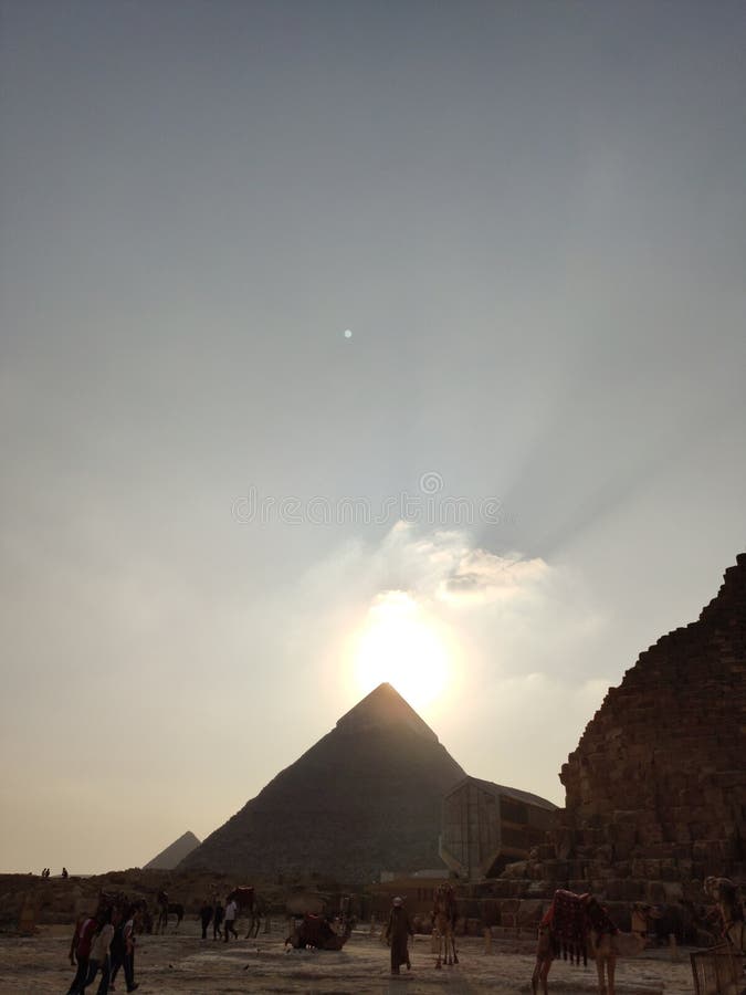Sunset on the Background of the Egyptian Pyramids Editorial Photography ...