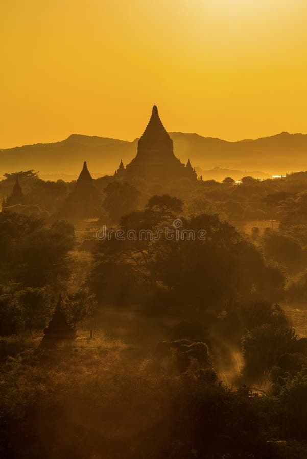 Sunset at Bagan stock photo. Image of burma, kingdom - 39051946