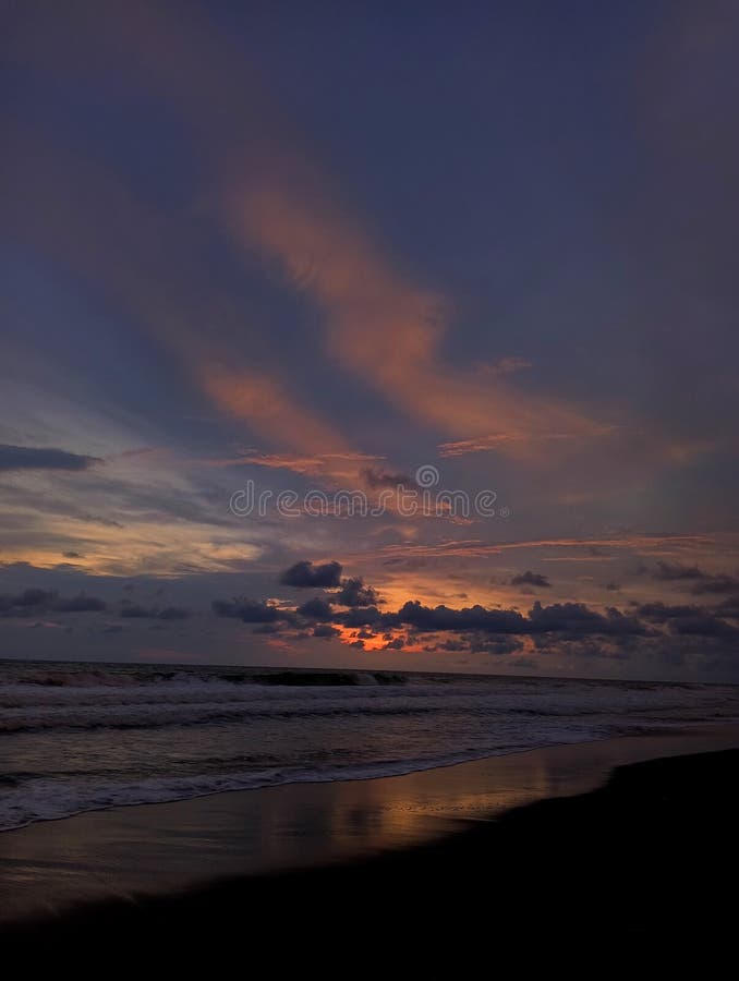 Sunset in beach stock image. Image of horizon, dawn - 264184501