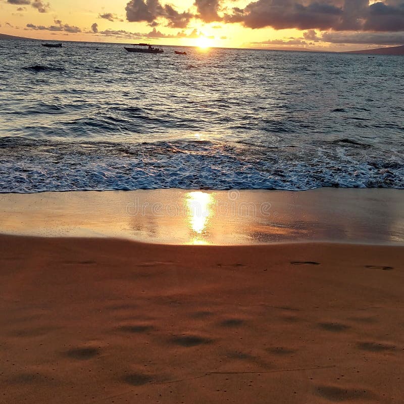 Sunset on the Beach in Maui, Hawaii Stock Photo - Image of hawaii ...