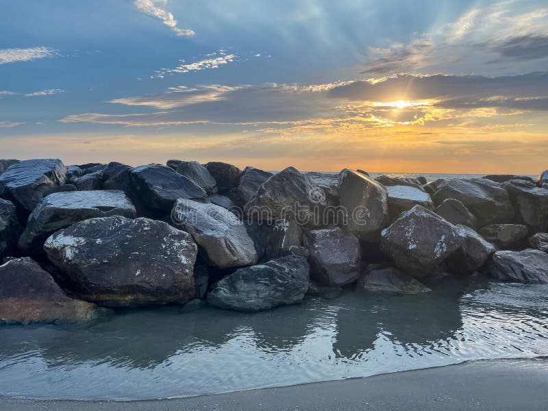 Sunset on the Beach with Rocks in Italy Stock Image - Image of seascape ...