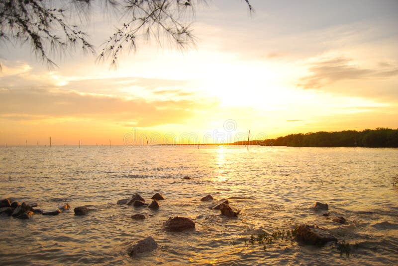 Beach Sunset Free Stock Photos & Pictures, Beach Sunset Royalty-Free ...