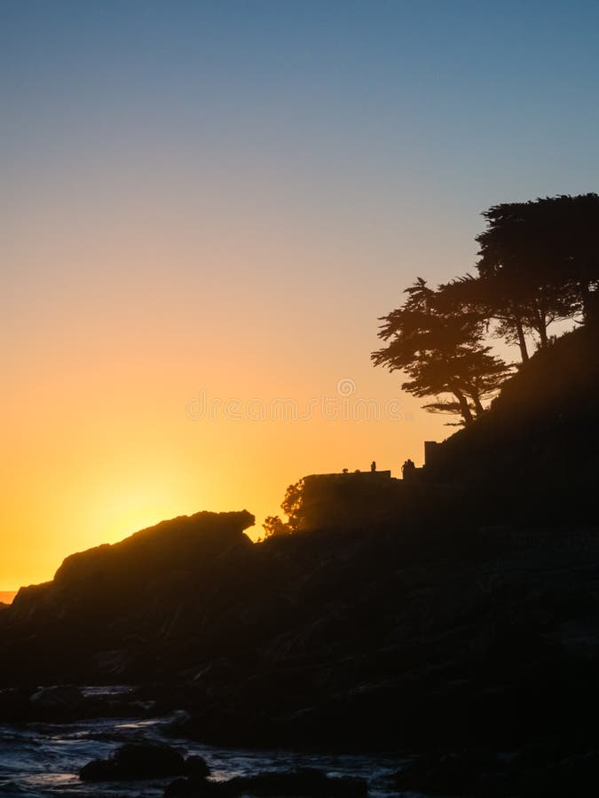 Sunset in the Beach of Zapallar in Chile. Sunlight on Waves and ...