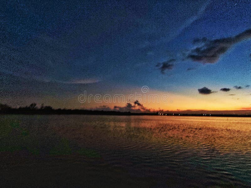 Sunset with Beautiful Colors Stock Image - Image of horizon, dawn ...