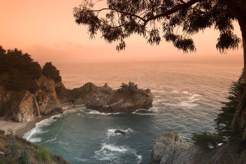 Sunset at the California Beach Stock Image - Image of coastline, sunset ...