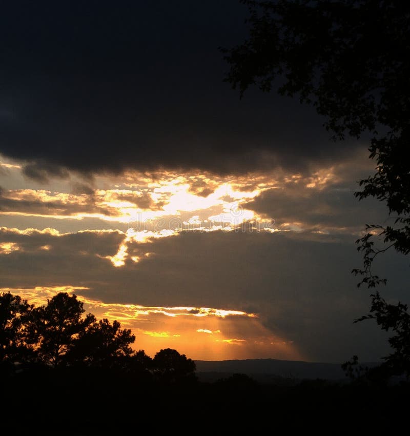 Chattanooga,TN sky stock photo. Image of color, sunset - 115590542
