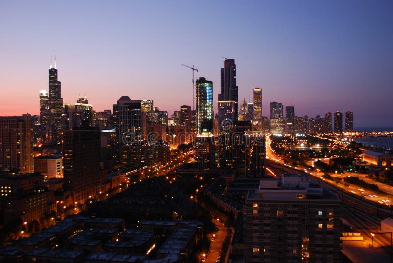 Sunset in chicago stock image. Image of night, sunrise - 22151633