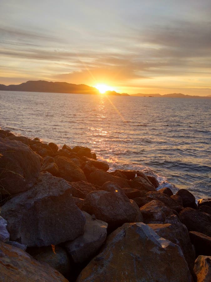 Amazing Sunset, Beautiful World Stock Photo - Image of dawn, dusk ...