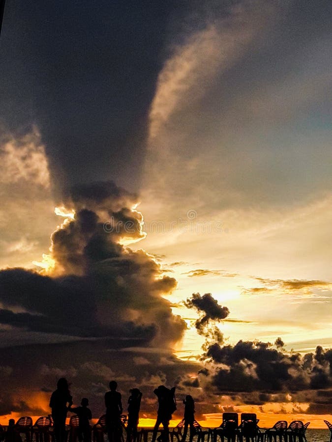 Sunset Cloud Twilight Beach Holiday Stock Photo - Image of sunset ...
