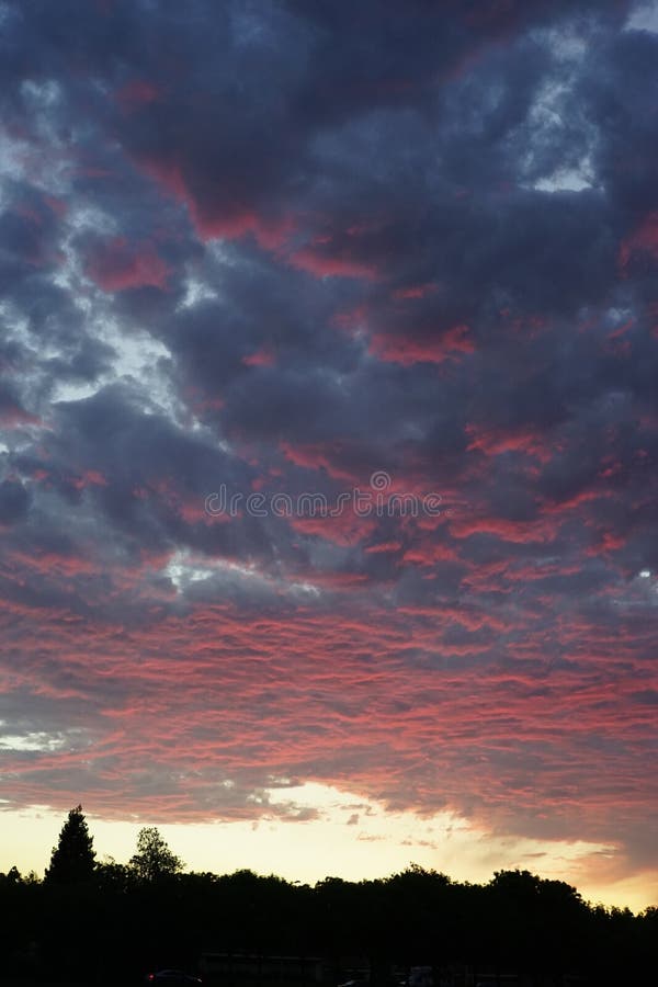 Sunset in cupertino stock image. Image of phenomenon - 45764355