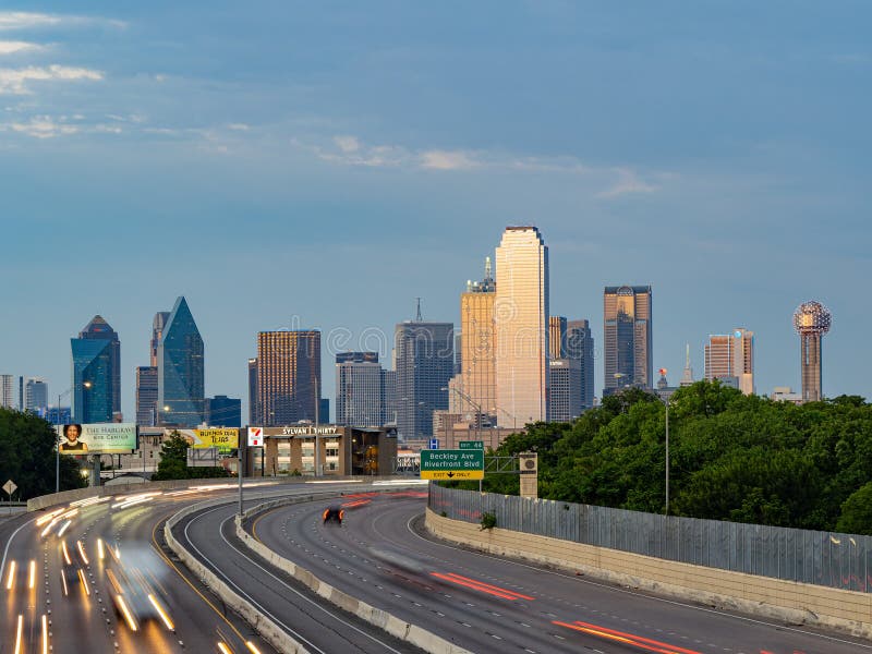 Sunset Dallas Skyline with Highway Editorial Photo - Image of building ...