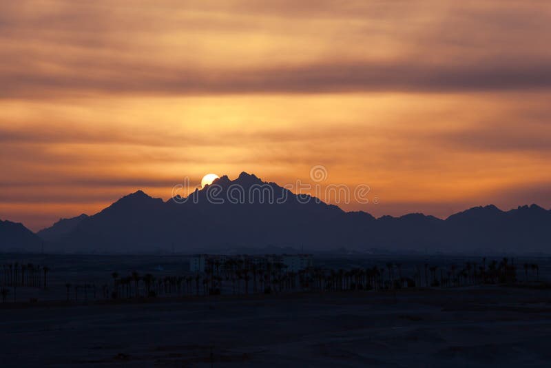 Sunset in Desert - Sahara Mountains Stock Image - Image of landscape ...