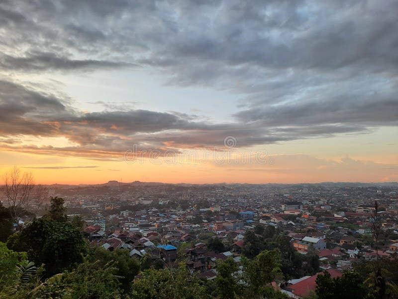 Sunset di kota samarinda stock photo. Image of sangat - 207068826