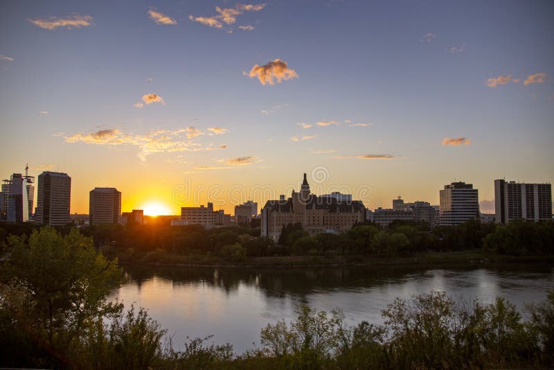 Downtown Saskatoon stock photo. Image of building, saskatchewan - 7671626