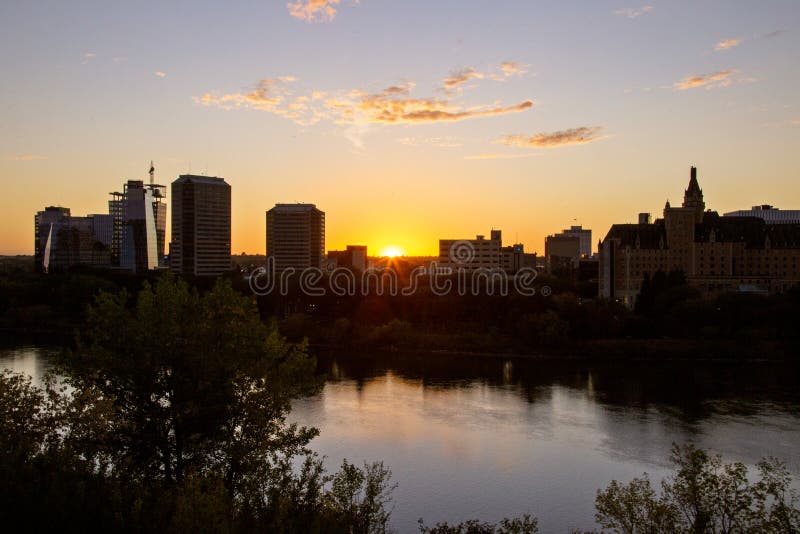 Downtown Saskatoon stock photo. Image of building, saskatchewan - 7671626