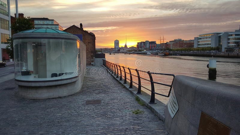 Sunset in Dublin editorial image. Image of golden, dublin - 76254915