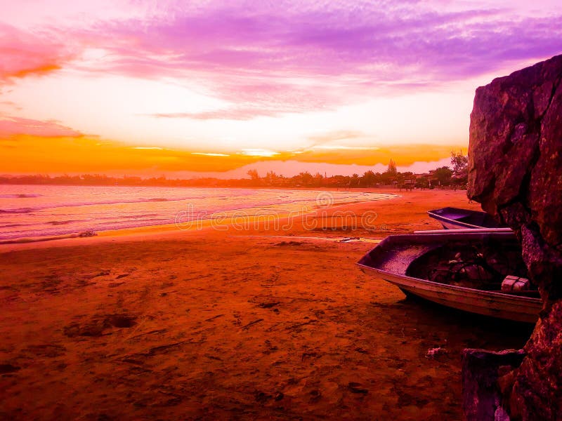 Sunset at Geribá Beach - Buzios Stock Image - Image of dawn, sunlight ...