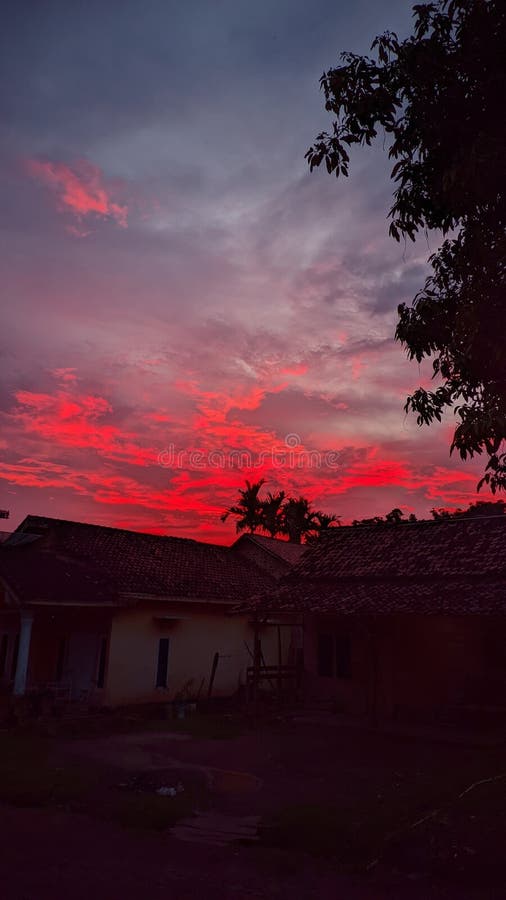 This Sunset Great in Sky Red Color Stock Image - Image of great, sunset ...