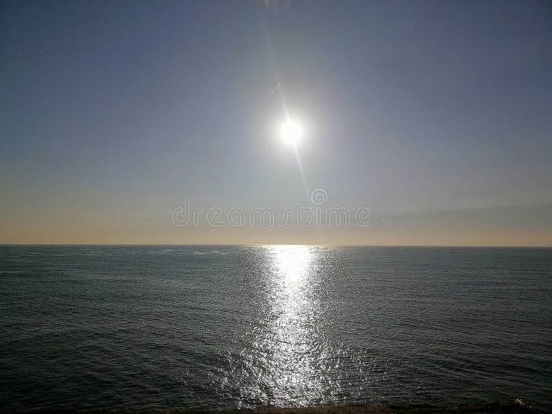 Sunset. Horizontal Line between Sky and Ocean Stock Image - Image of ...