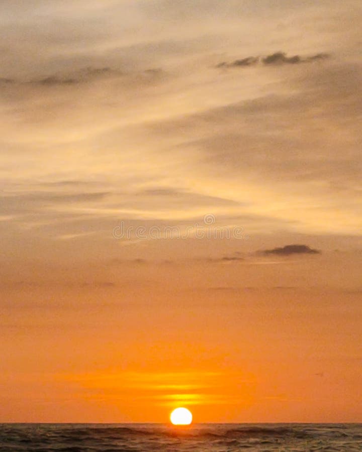 The Sunset that Illuminates the Ocean As Far As the Eye Can See Stock ...