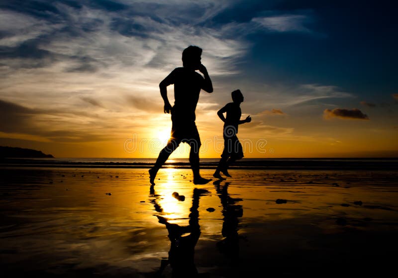 Sunset jogging stock image. Image of coucher, runner - 15496755