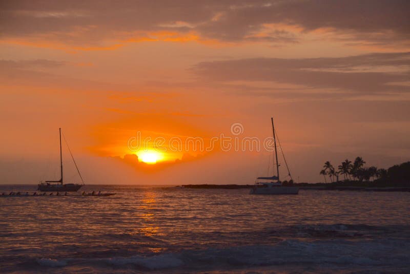 Sunset on Kailua Bay stock photo. Image of kona, boars - 102373852