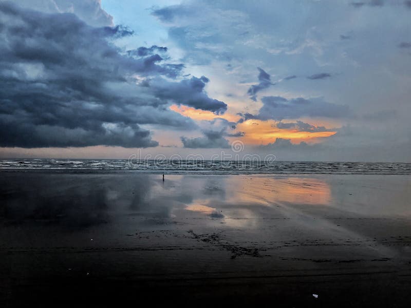 Sunset karachi Beach stock image. Image of dawn, beach - 239390823