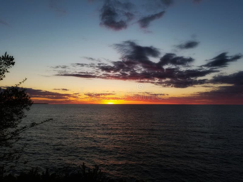 Sunset Over Lake Erie at Edgewater Pier in Cleveland, Ohio Stock Image ...