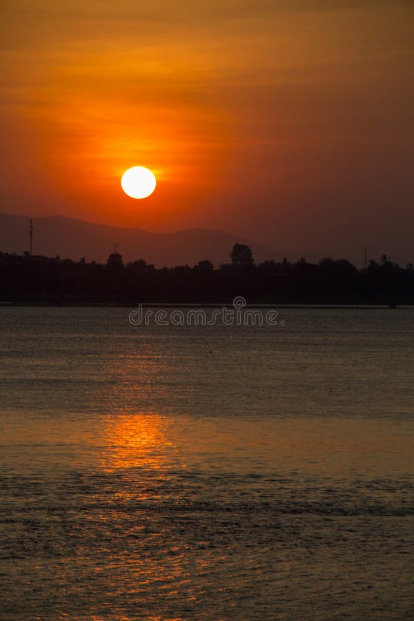 Sunset Lake stock photo. Image of vibrant, rise, deep - 48268898