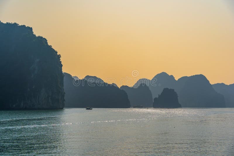 Sunset in Lan Ha Bay, Vietnam Stock Photo - Image of sightseeing ...
