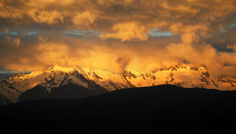 The Sunset of Meri Snow Mountain Stock Photo - Image of 6740, meri ...